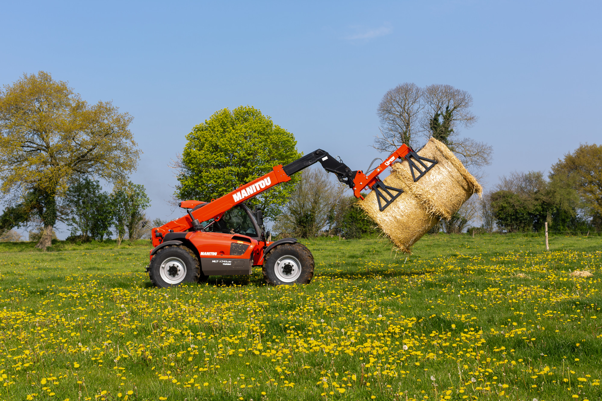 Municipal & Transport Telehandler MLT X 741T LSU | AB Equipment