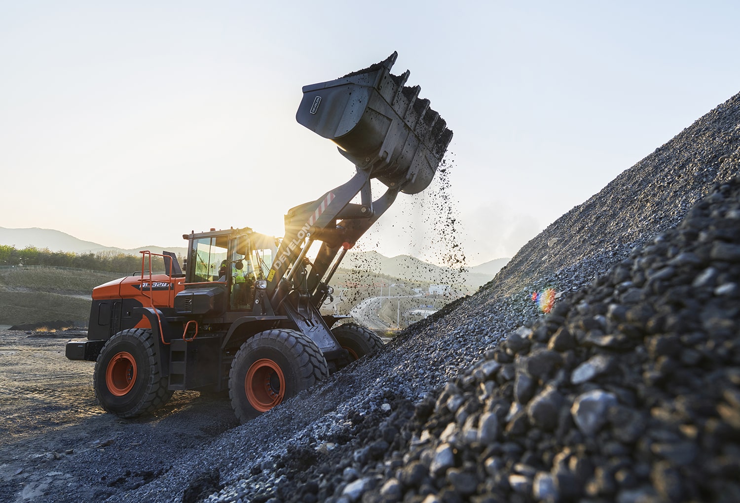 Develon | AB Equipment