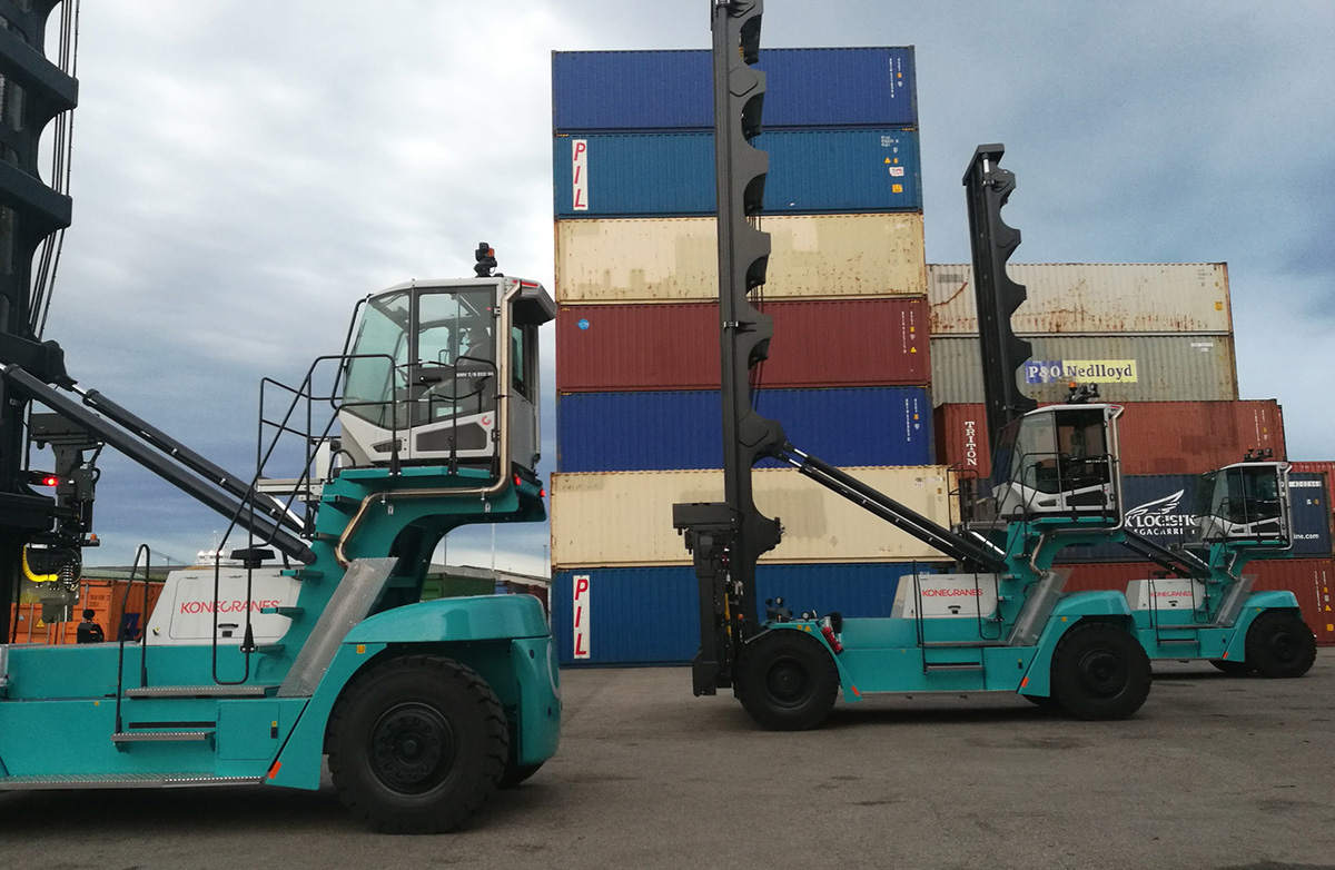 Empty Container Handler 8 - 11 Tonnes | AB Equipment